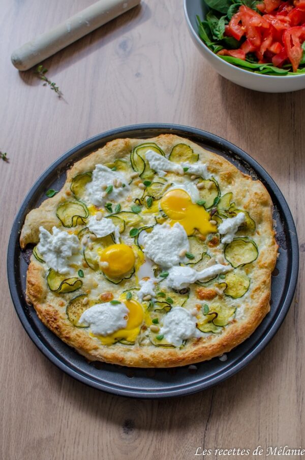 Pizza aux courgettes et mozzarella - Les recettes de Mélanie - blog ...